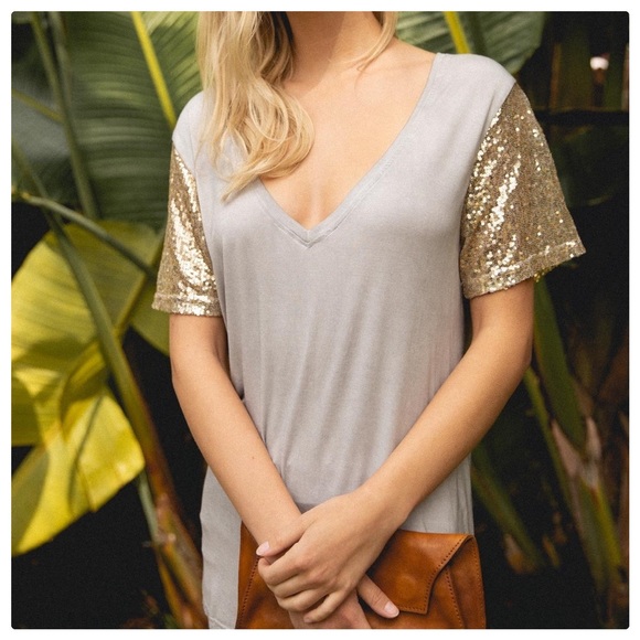 POL | Tops | Authentic Pol Glow And Glam Tee | Poshmark